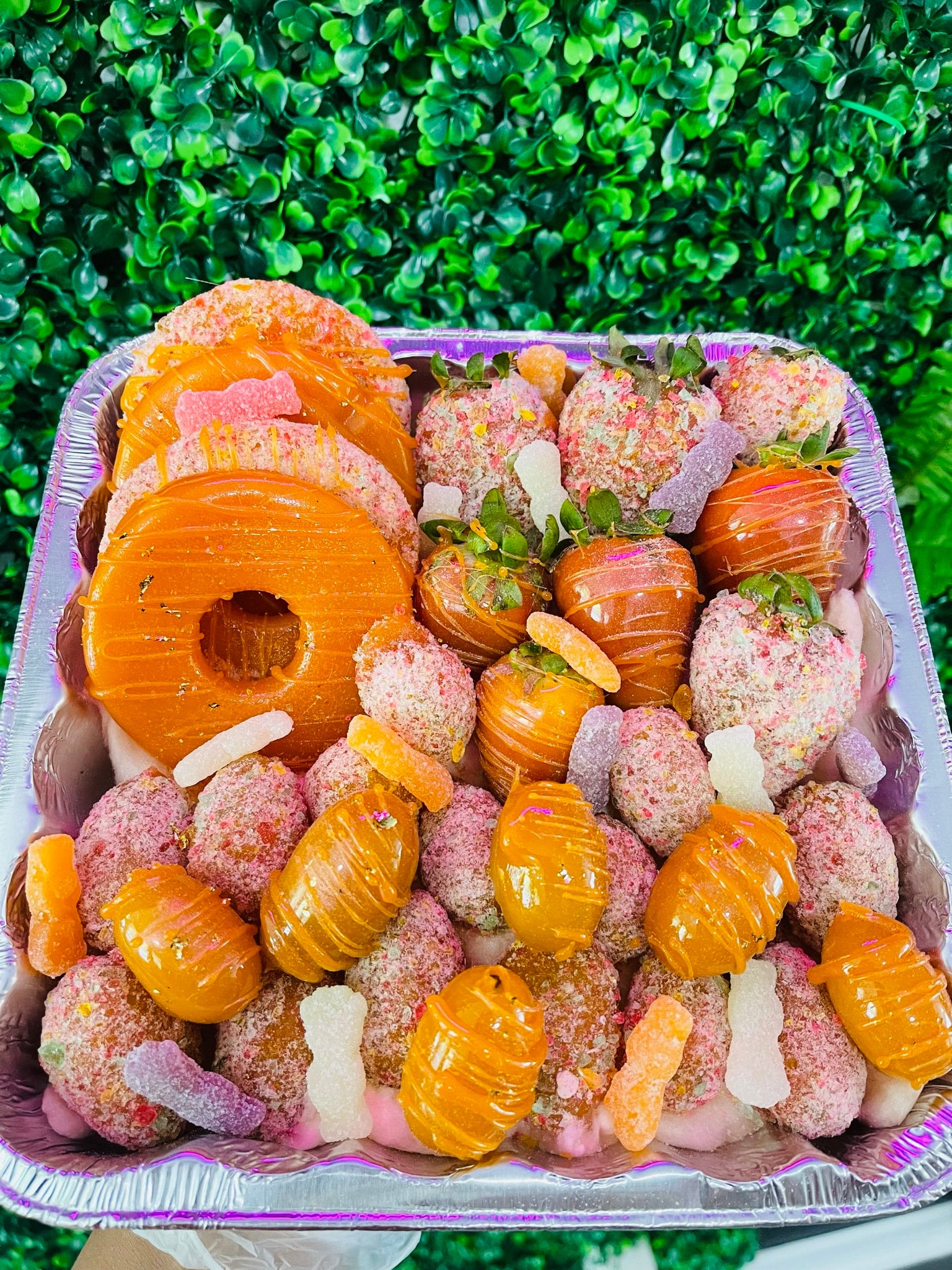 The Medium Trapper Platter | Trap Fruit Candy Co.